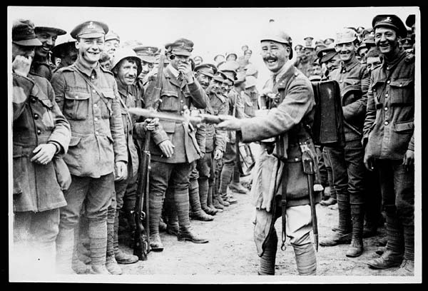 (200) D.1694 - Through German spectacles - Photographers > John Warwick ...