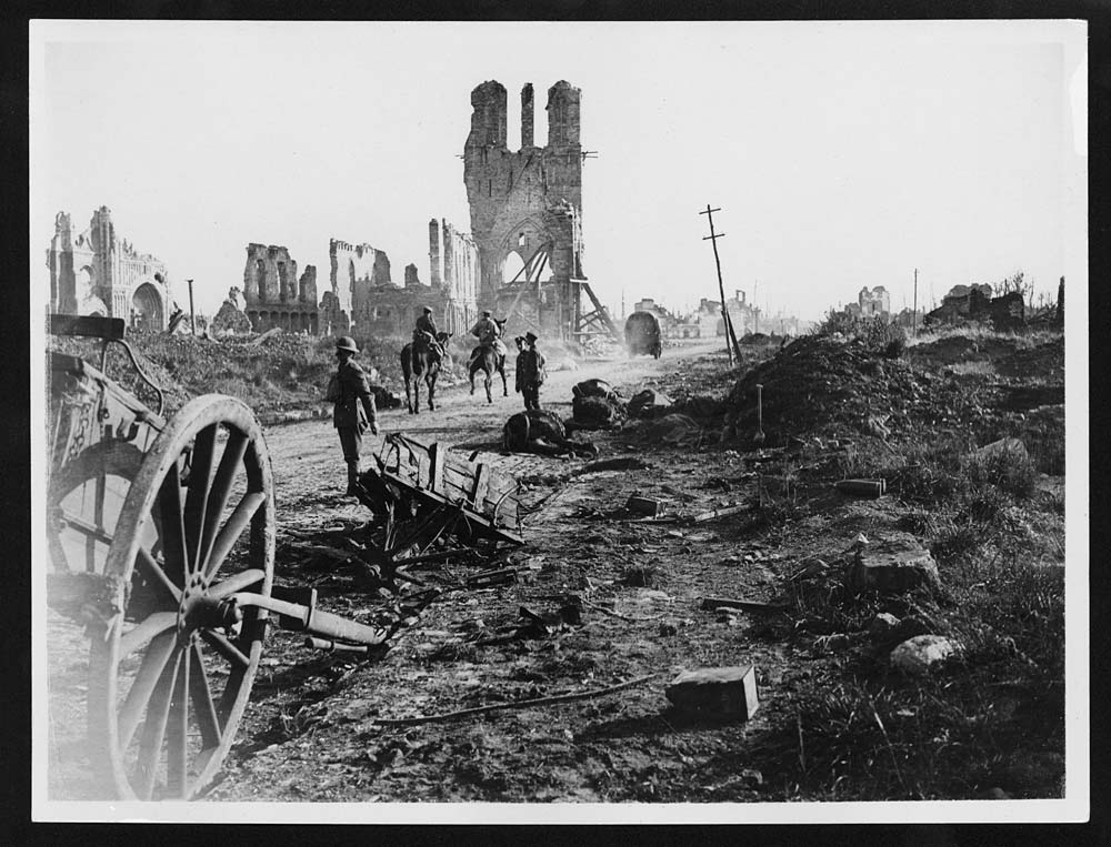 (14) V.14 - Cloth Hall at Ypres again the centre of interest - British ...