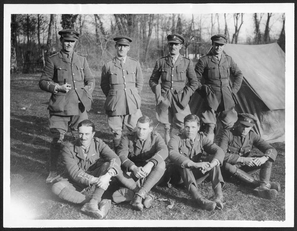 (31) D.1288 - Cavalry Officers in their bivouacs behind the line ...