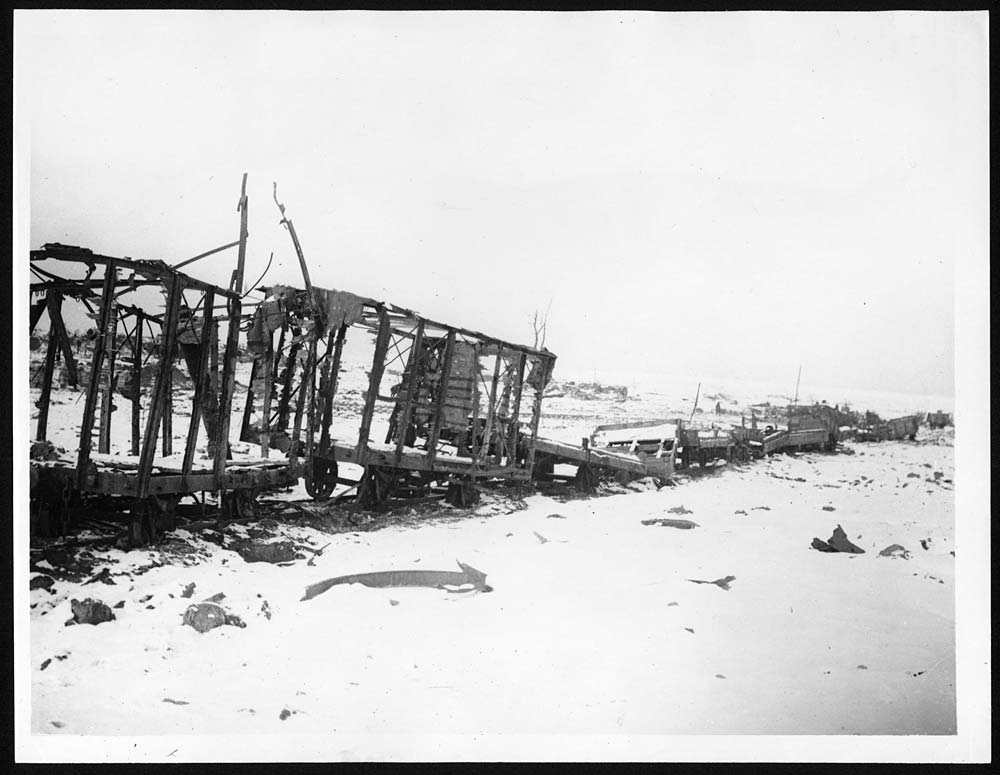 (123) X.34001 - Train smashed up by our shell fire - British Western ...
