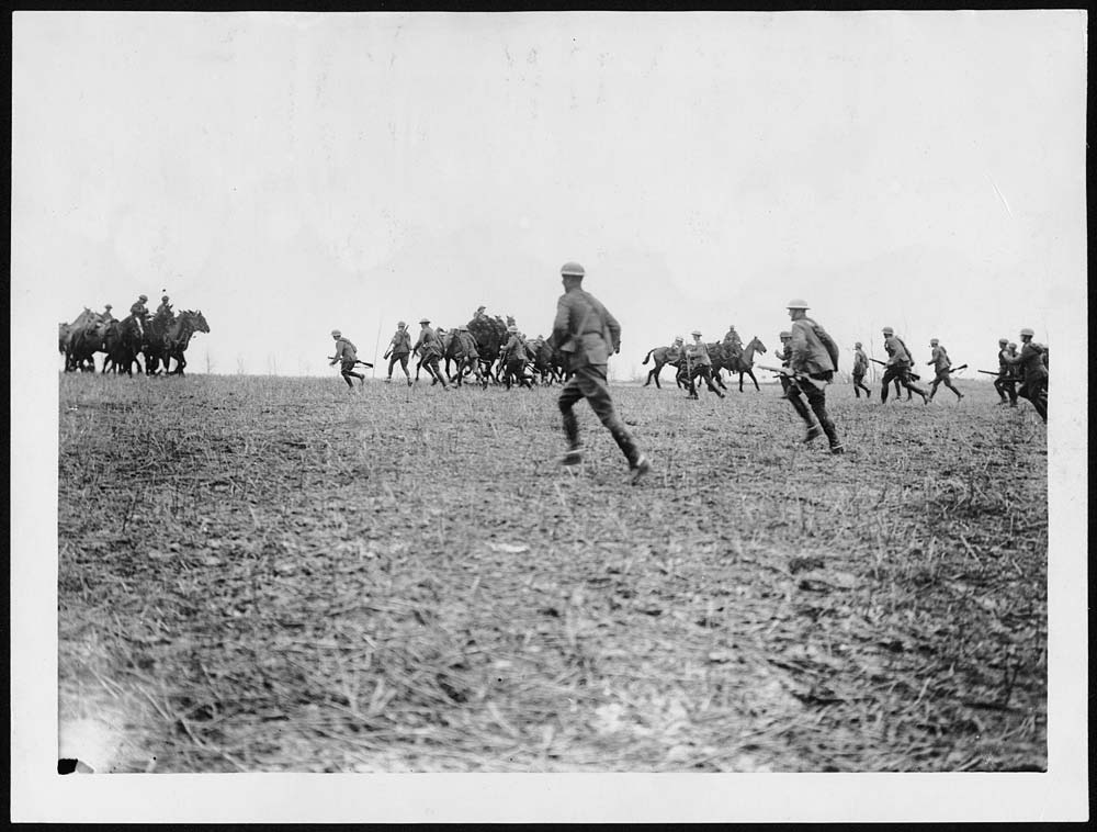 (64) X.34029 - Cavalry after an attack on the enemy - Cavalry - First ...